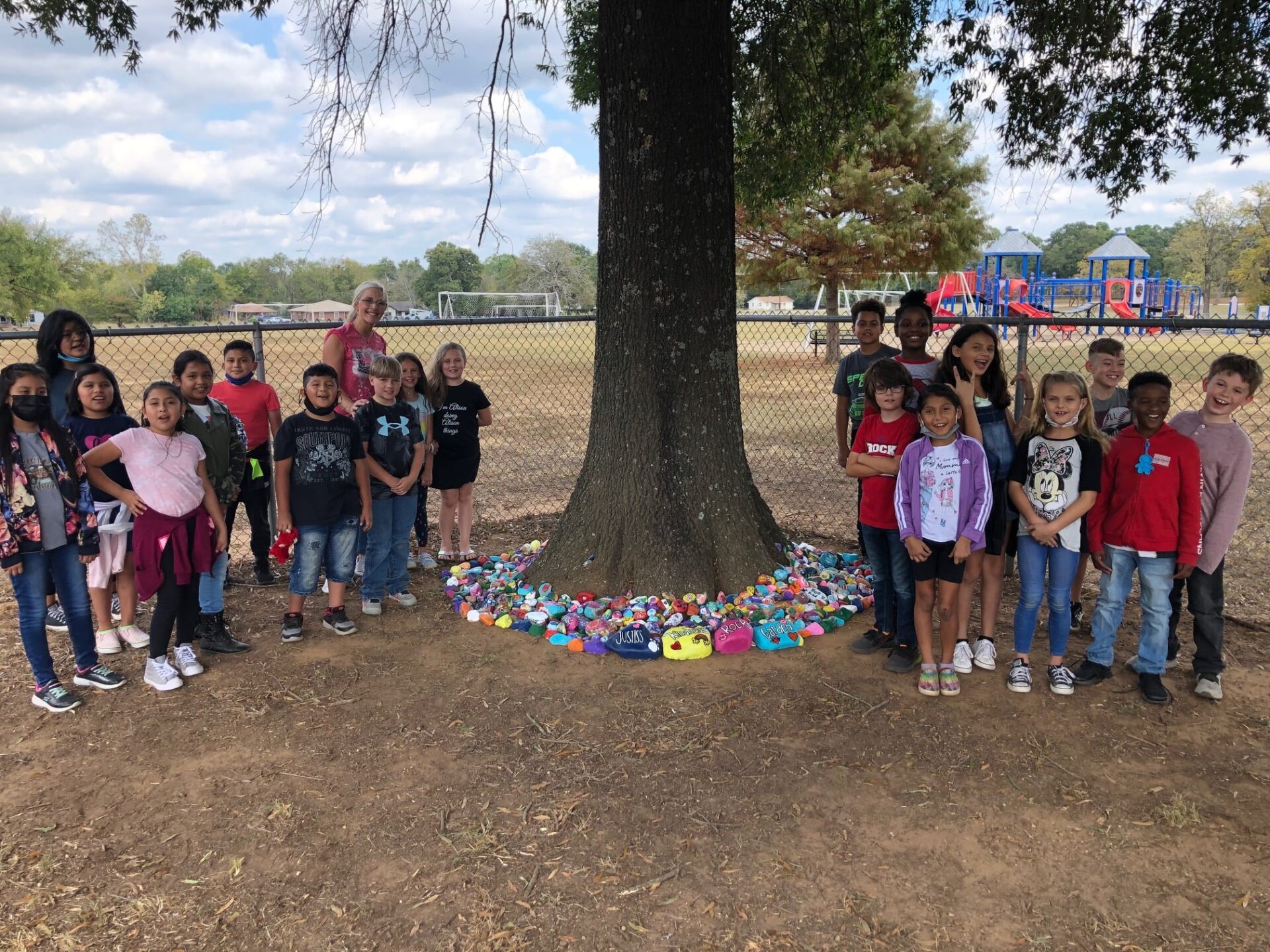 Justiss Elementary School creates ‘Kindness Rocks’ garden - MyParisTexas