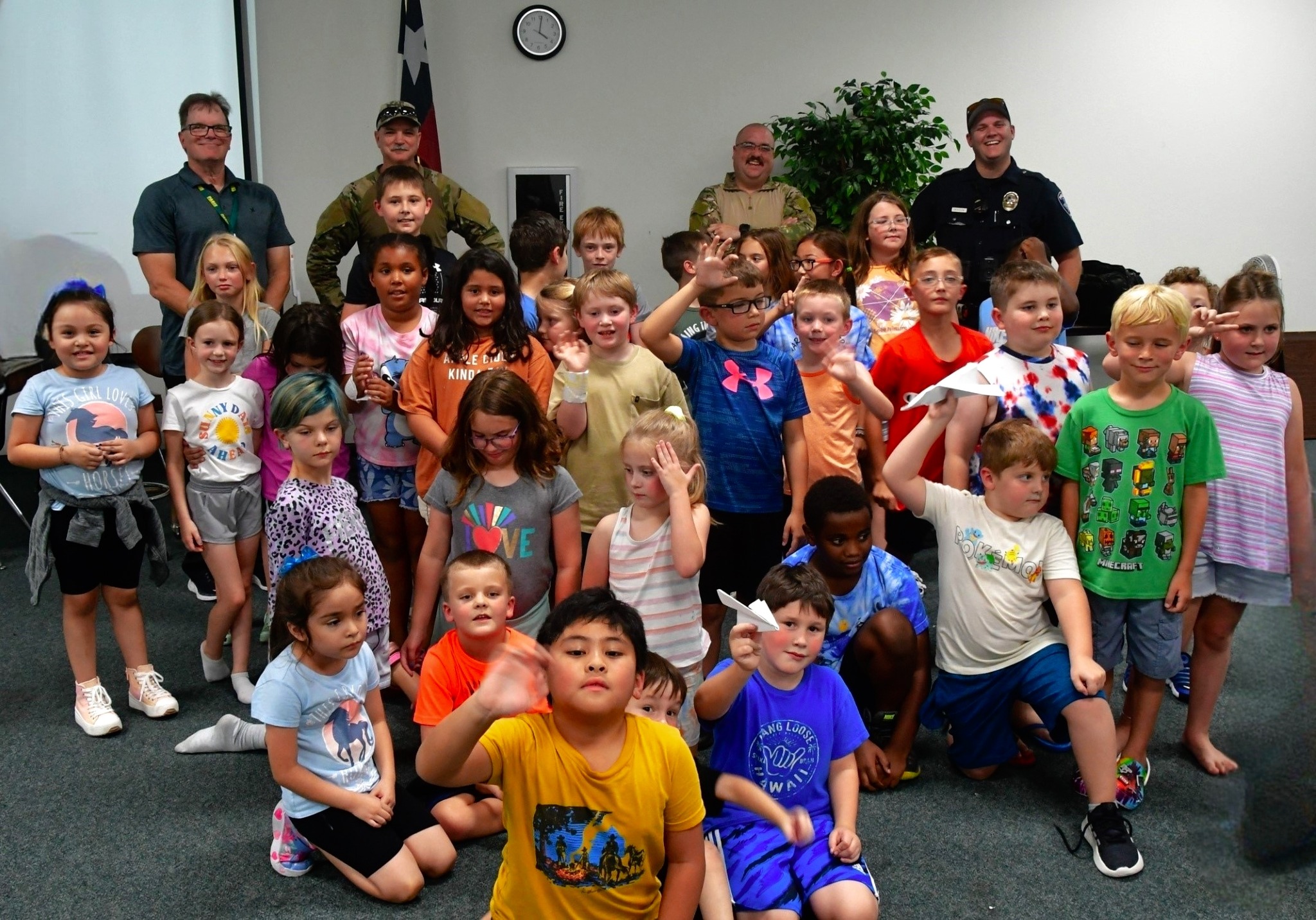 Paris Police officers support PJC Kids College - MyParisTexas